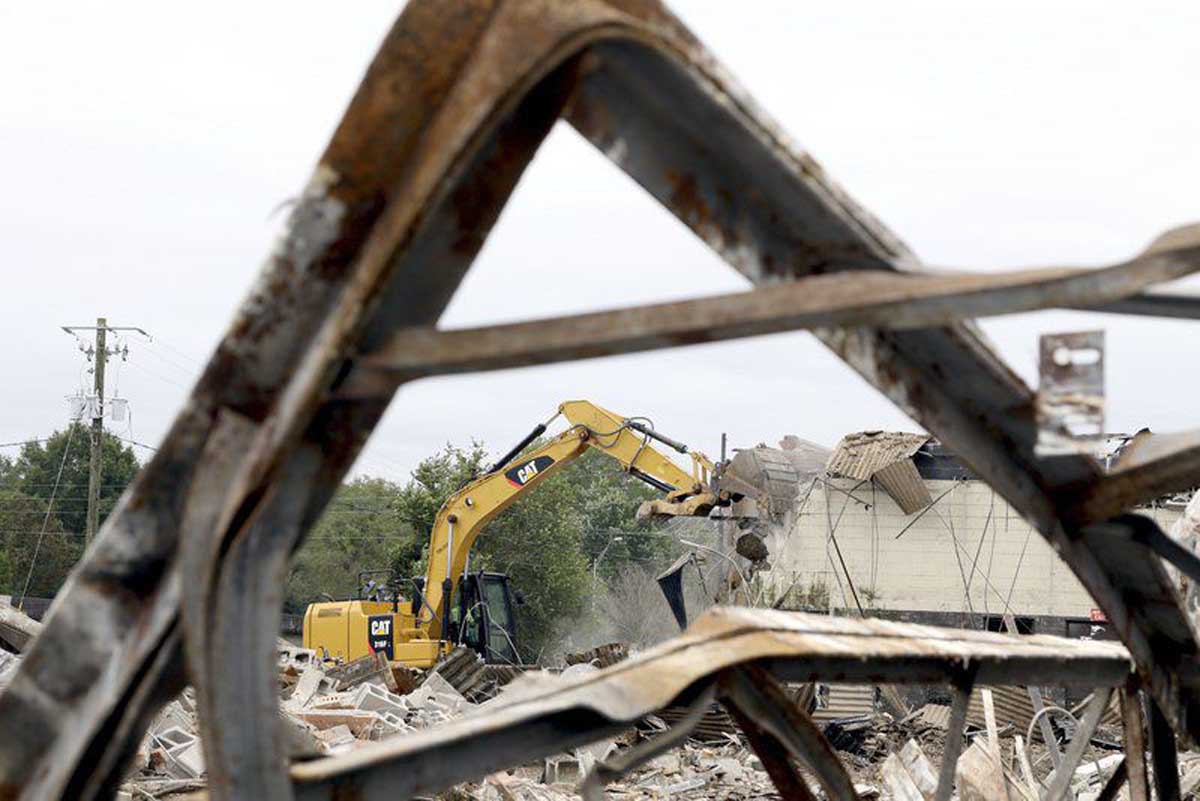 Demolition day for Firestone station near Village Fair Mall in Meridian ...