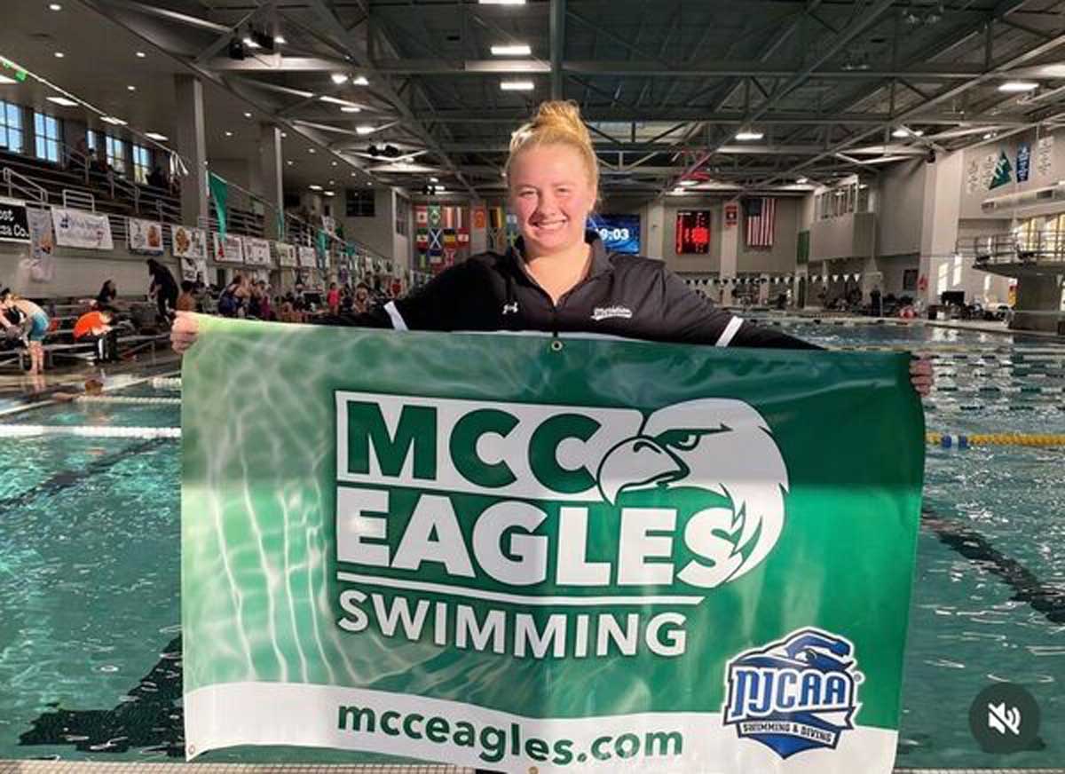 MCC swimming makes a splash at Delta State Thanksgiving Invitational ...