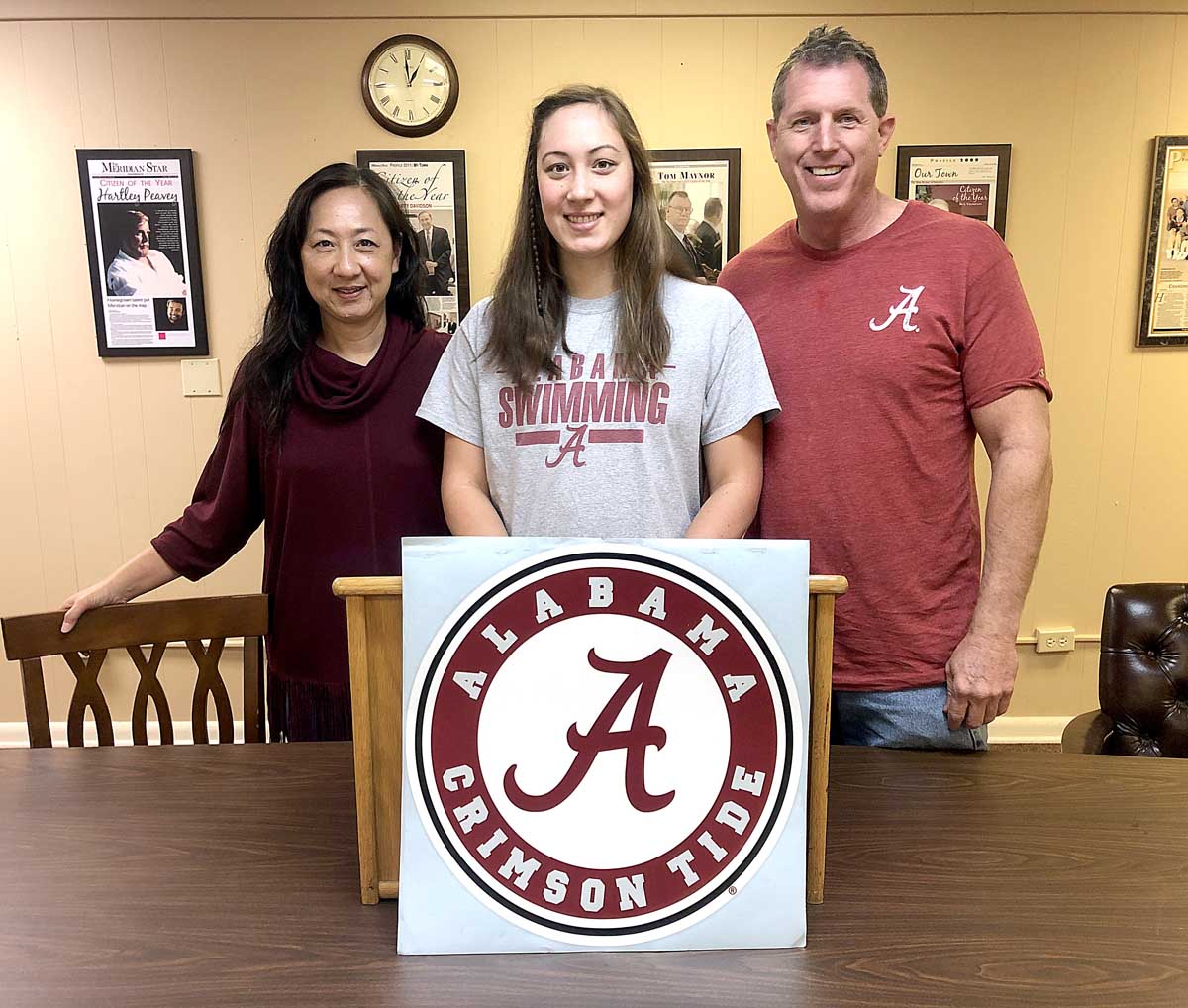 Local swimmer Olmstead signs with Alabama to continue career | Meridian ...