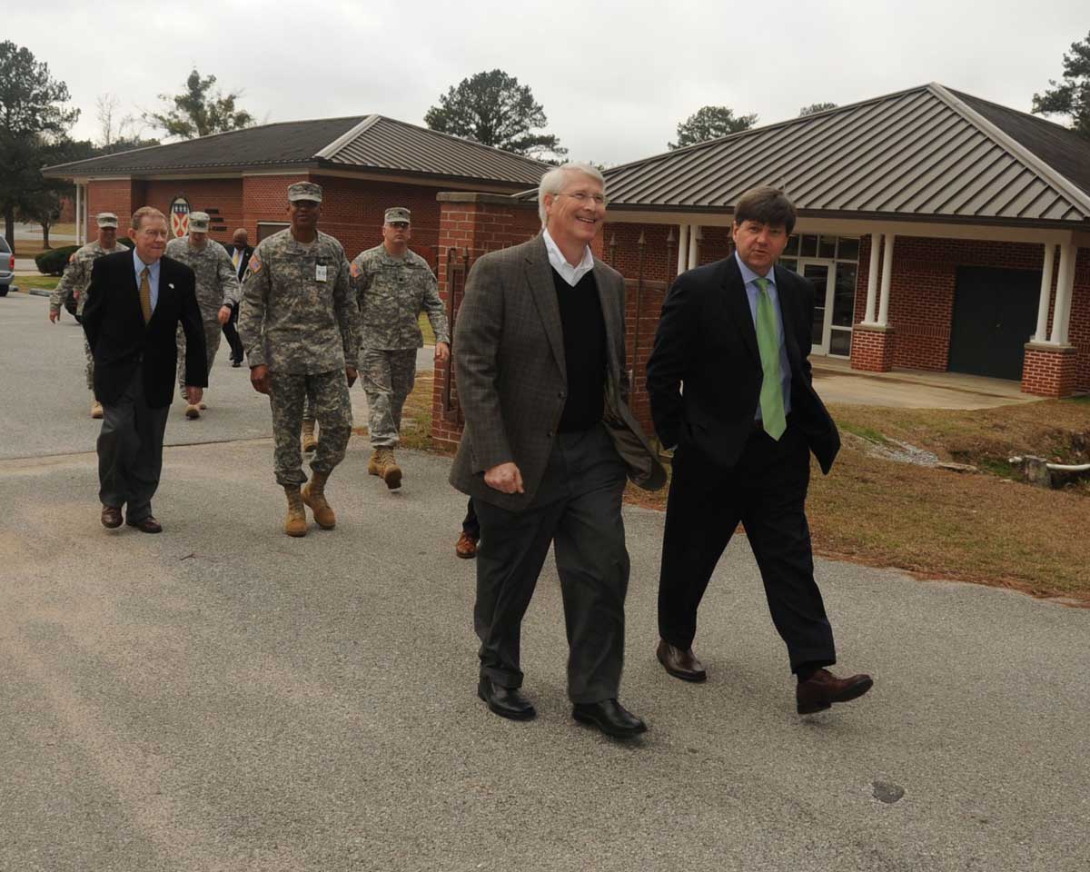 Wicker visits RCTA on board NAS Meridian - Meridian Star | Meridian Star