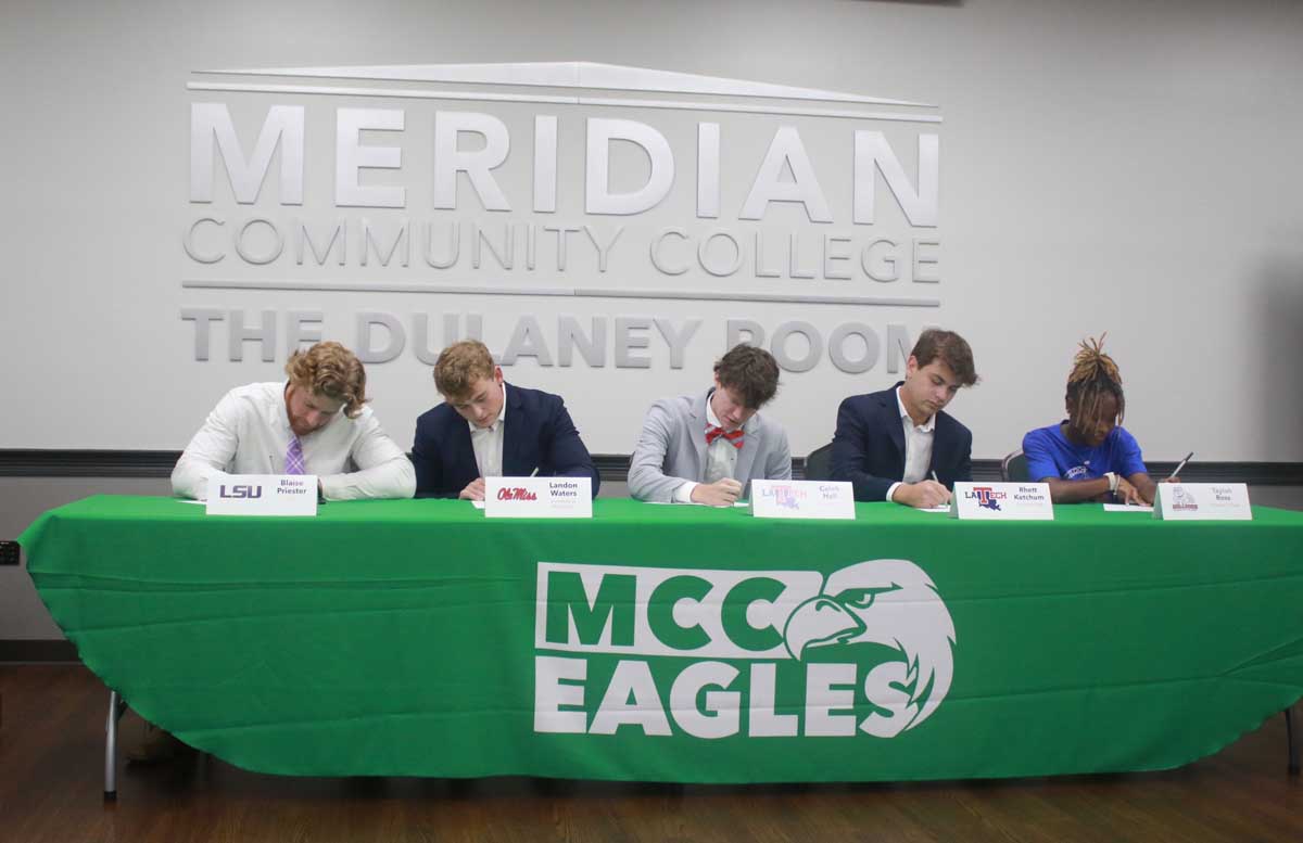 Five MCC athletes sign to continue college athletic careers | Meridian Star