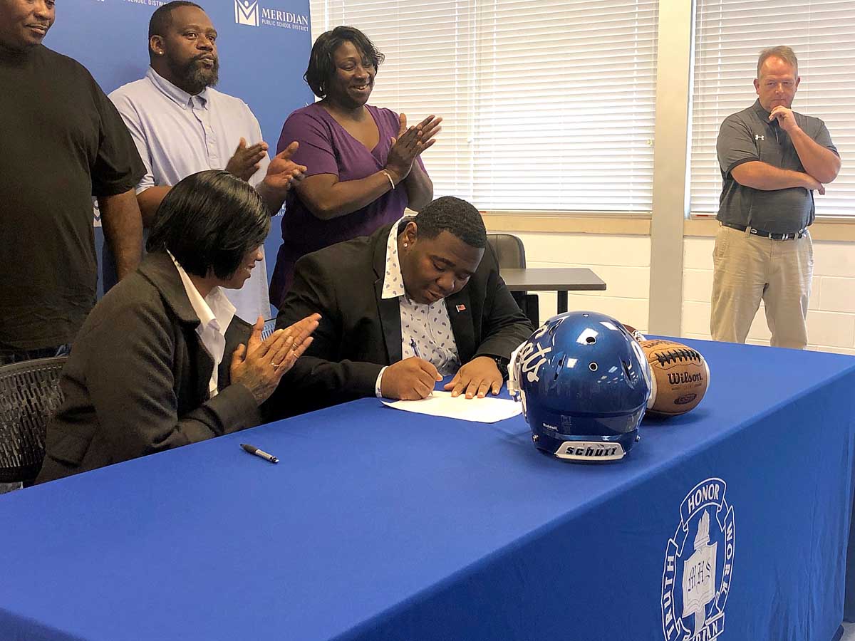 Meridian’s Devontae Hunter earns academic scholarship to MSU; three ...