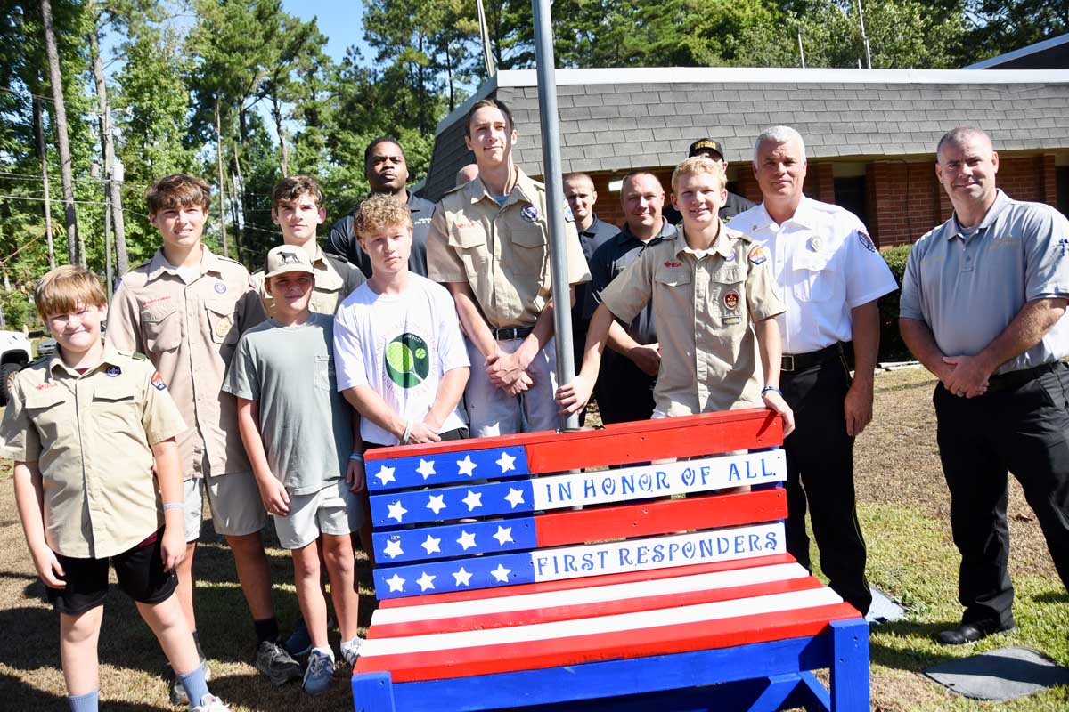 Scout builds bench for Meridian firefighters | Meridian Star