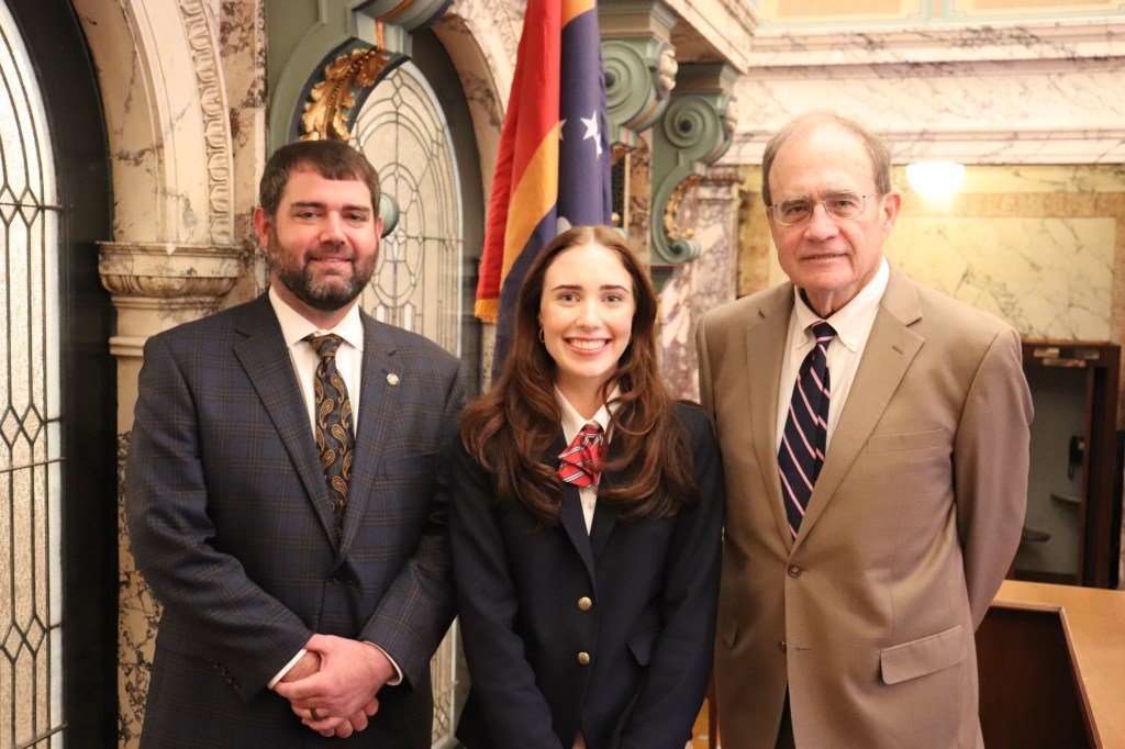 Local students serve as Senate pages | Meridian Star