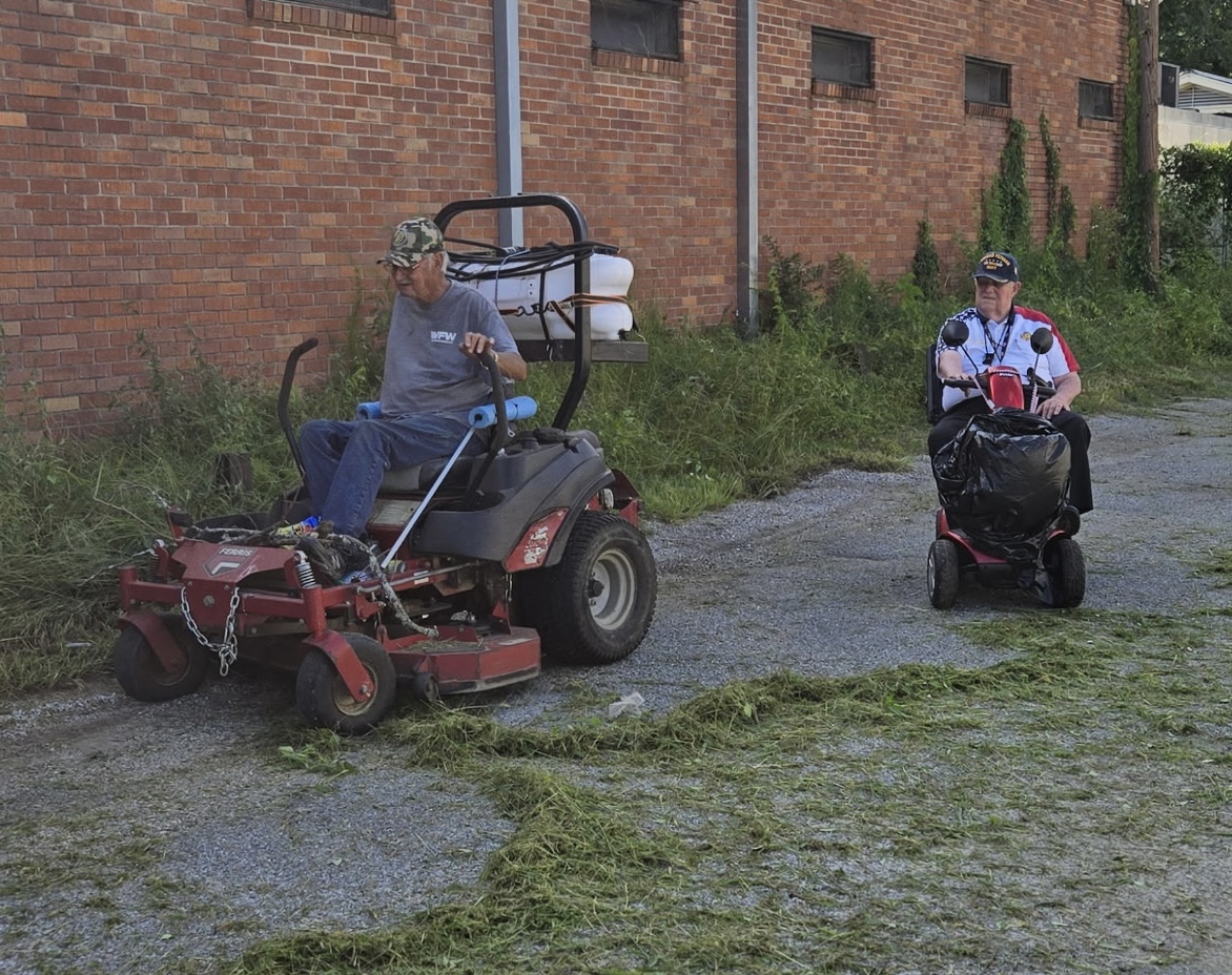 Neighbors work hand-in-hand for Meridian community | Meridian Star