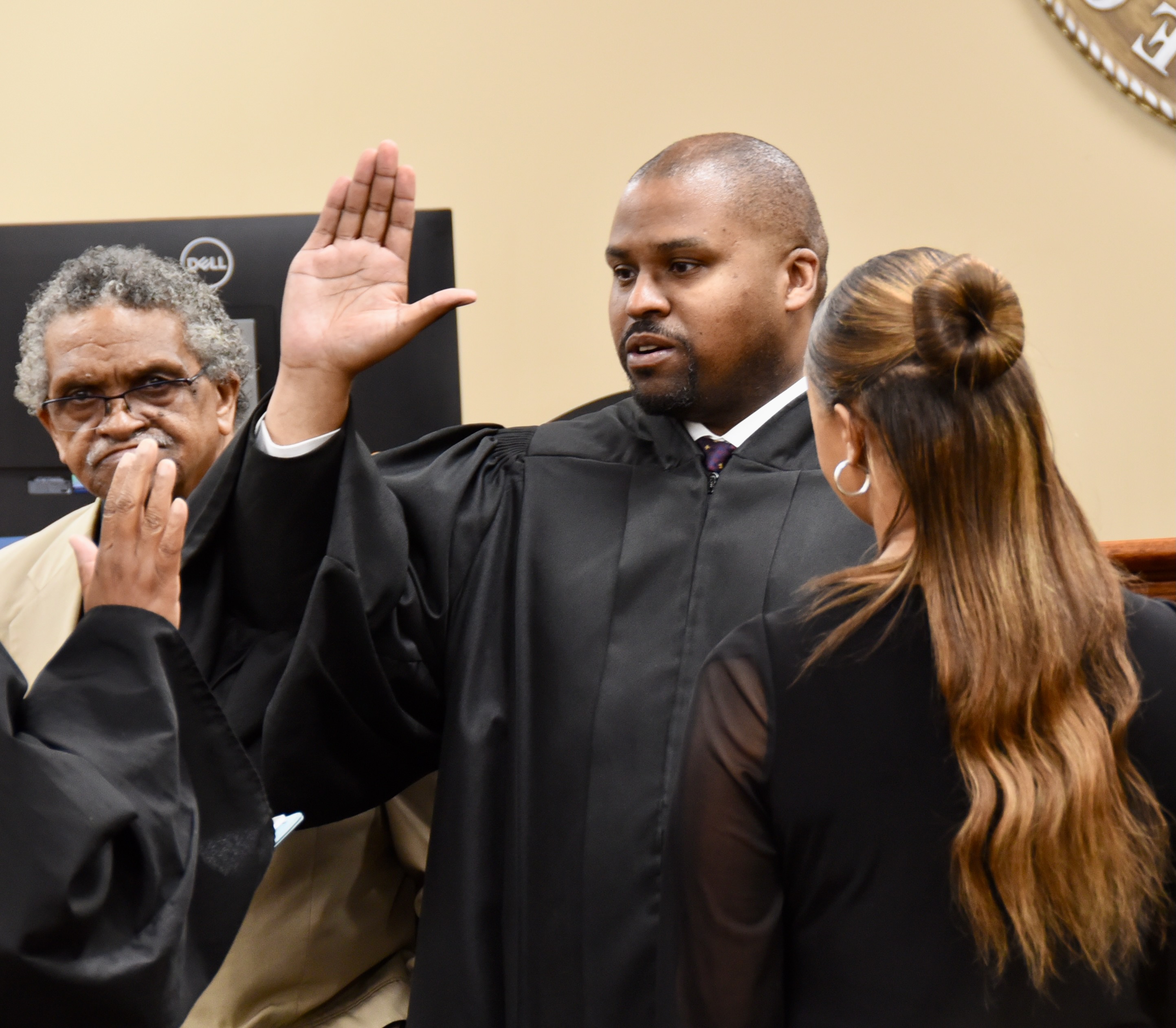Howell, Markham sworn in as Municipal Judges | Meridian Star