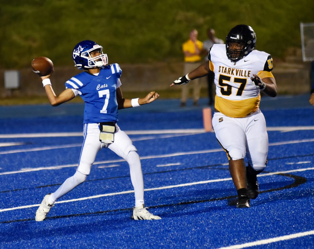 Trojans dominate as teams compete in Week 3 | Meridian Star