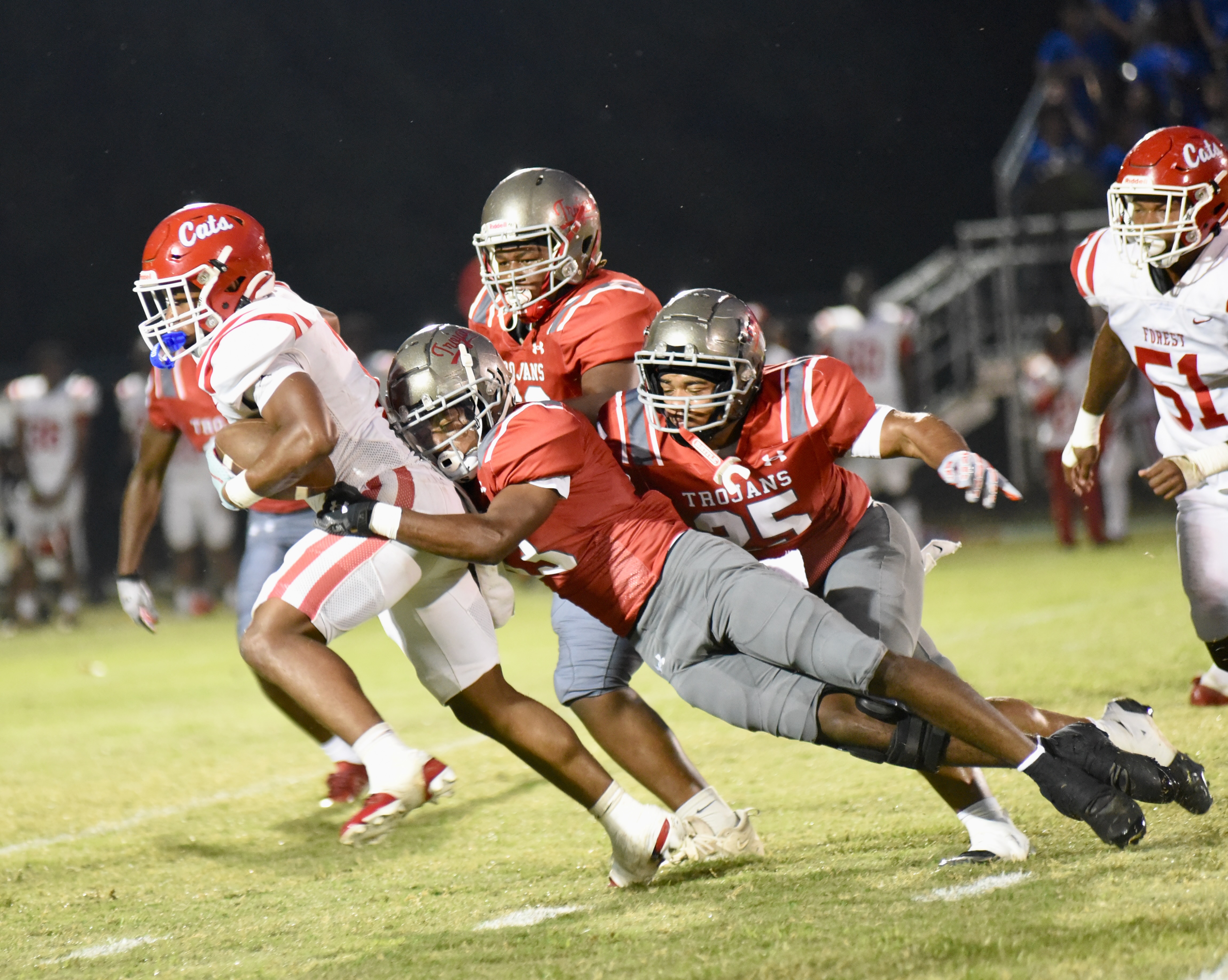 Local teams split wins in week 4 action | Meridian Star