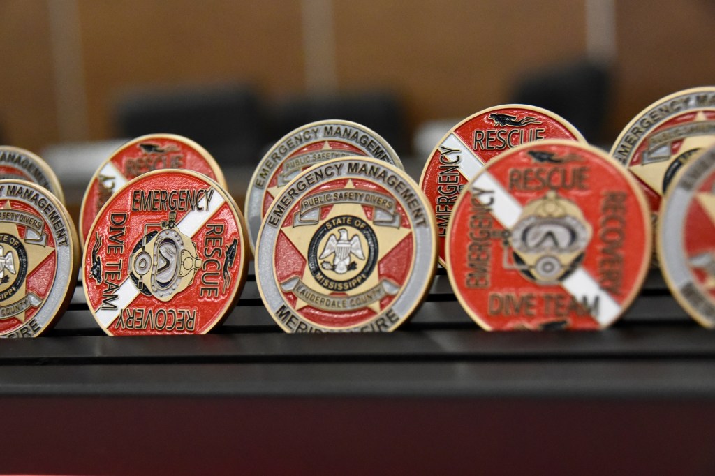 Dive team members recognized for training achievements | Meridian Star